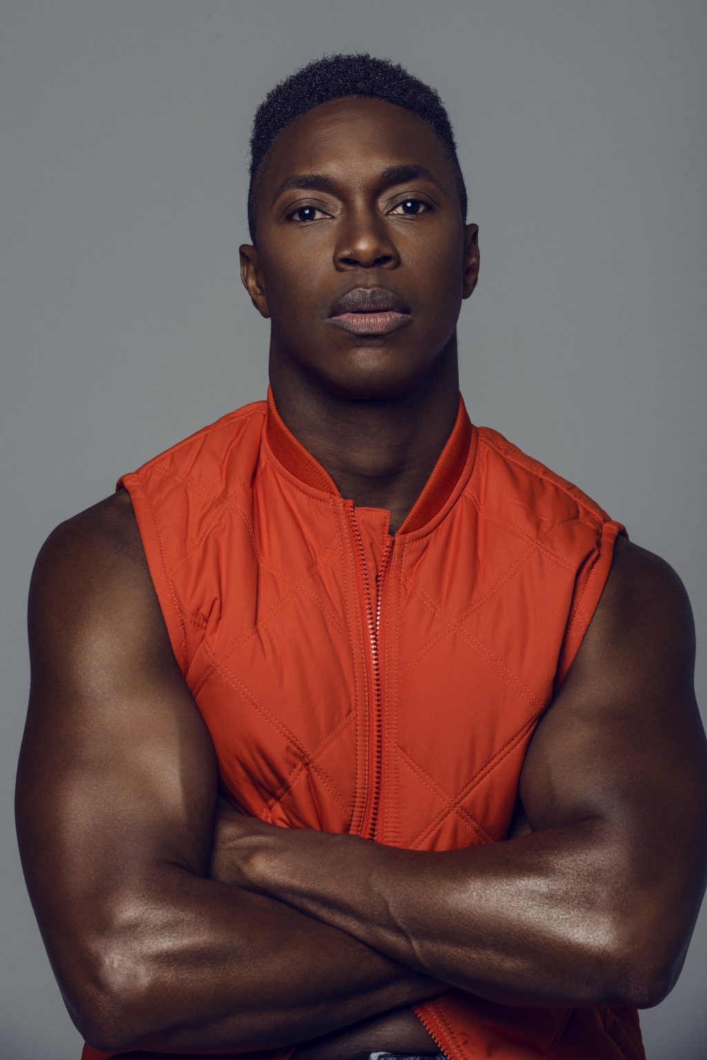 Tiago Barbosa: Actor, Cantante y Modelo negro en Madrid.